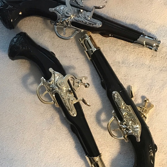 Avon | Other | Vintage Avon Gun Collectible Decanters | Poshmark